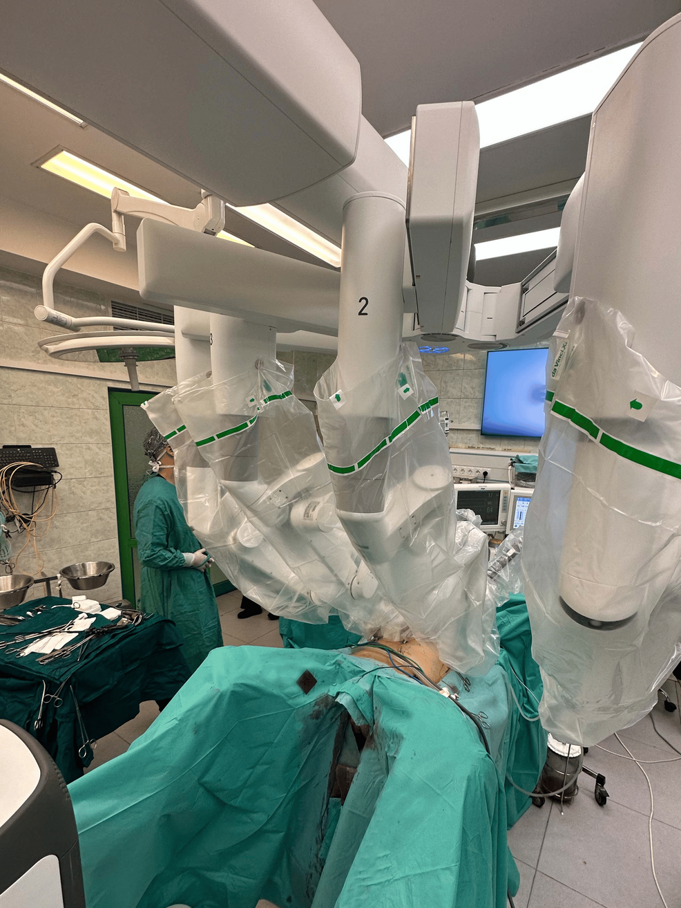 Robot-Assisted Multiquadrant Operation: Proctocolectomy and ...